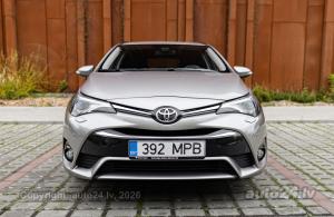 Бежевый Тойота Авенсис 2015 в Таллин, объемом двигателя 1.80 л и пробегом 180 тыс. км за 10800 €, фото 4 на AUTOMOTO.COM.LV