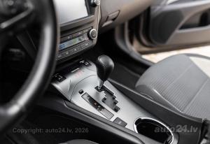 Бежевый Тойота Авенсис 2015 в Таллин, объемом двигателя 1.80 л и пробегом 180 тыс. км за 10800 €, фото 14 на AUTOMOTO.COM.LV