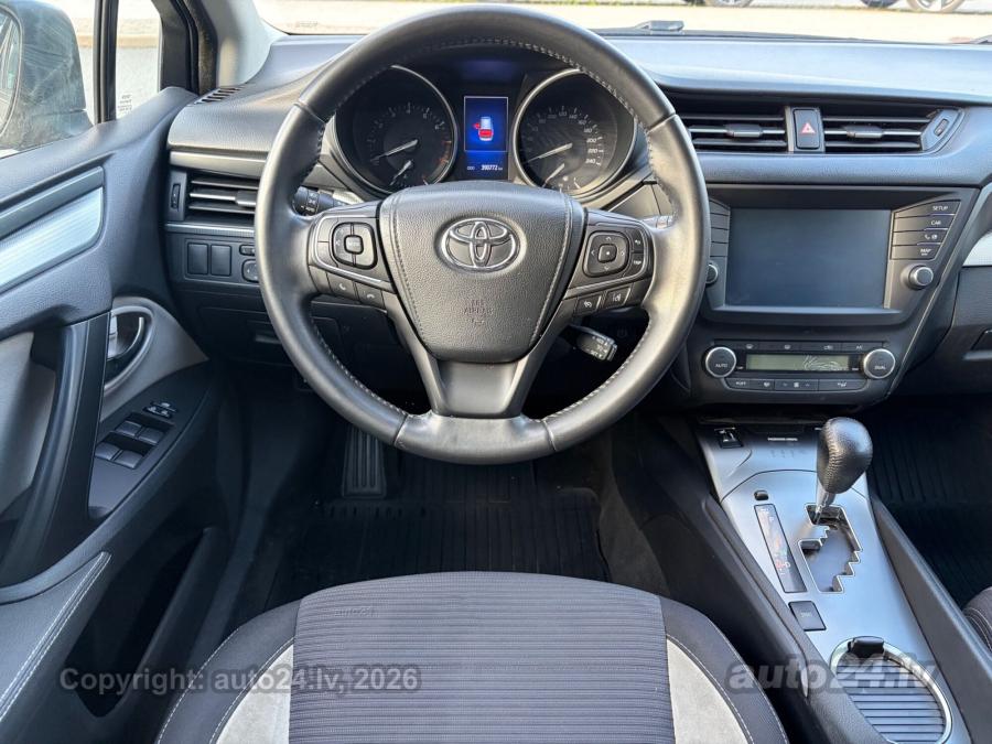 Бежевый Тойота Авенсис 2016 в Таллин, объемом двигателя 1.80 л и пробегом 391 тыс. км за 7900 €, фото 14 на AUTOMOTO.COM.LV