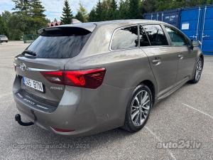 Smilšu krāsa Toyota Avensis 2017 Paide, ar dzinēja tilpumu 1.80 L un nobraukumu 174 tūkst. km par 10990 €, foto 6 vietnē AUTOMOTO.COM.LV