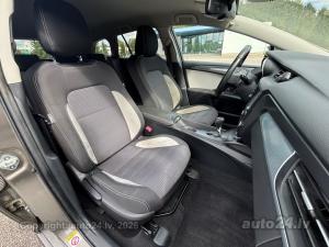 Smilšu krāsa Toyota Avensis 2017 Paide, ar dzinēja tilpumu 1.80 L un nobraukumu 174 tūkst. km par 10990 €, foto 11 vietnē AUTOMOTO.COM.LV