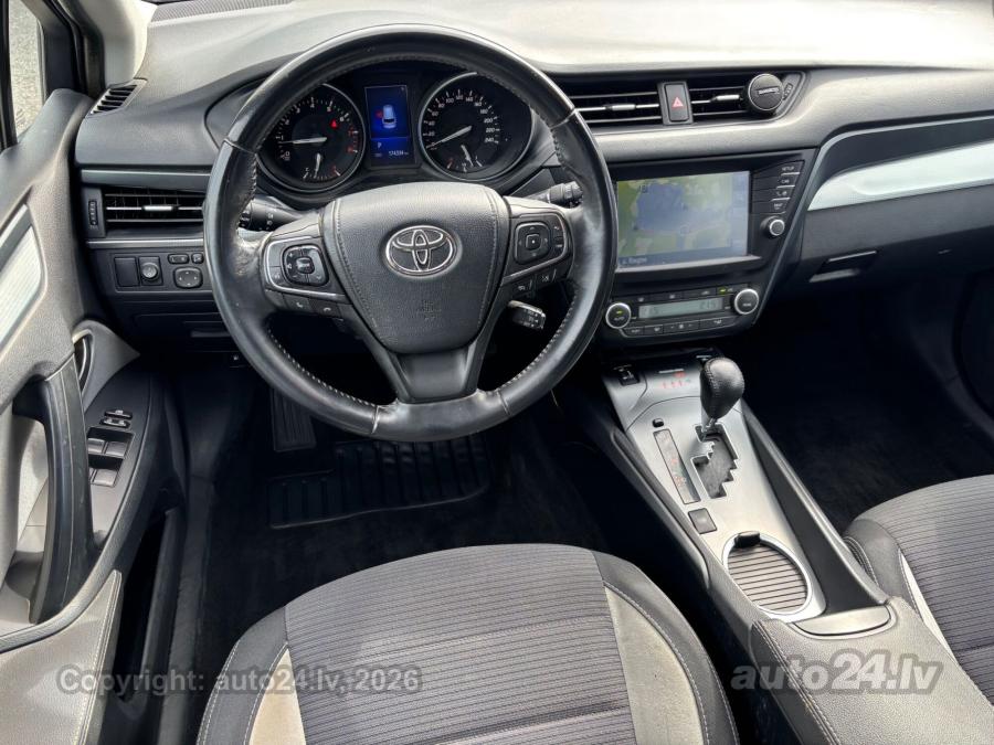 Smilšu krāsa Toyota Avensis 2017 Paide, ar dzinēja tilpumu 1.80 L un nobraukumu 174 tūkst. km par 10990 €, foto 12 vietnē AUTOMOTO.COM.LV