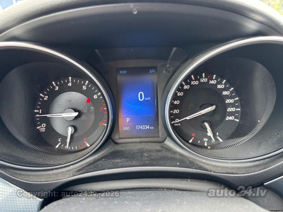 Smilšu krāsa Toyota Avensis 2017 Paide, ar dzinēja tilpumu 1.80 L un nobraukumu 174 tūkst. km par 10990 €, foto 16 vietnē AUTOMOTO.COM.LV