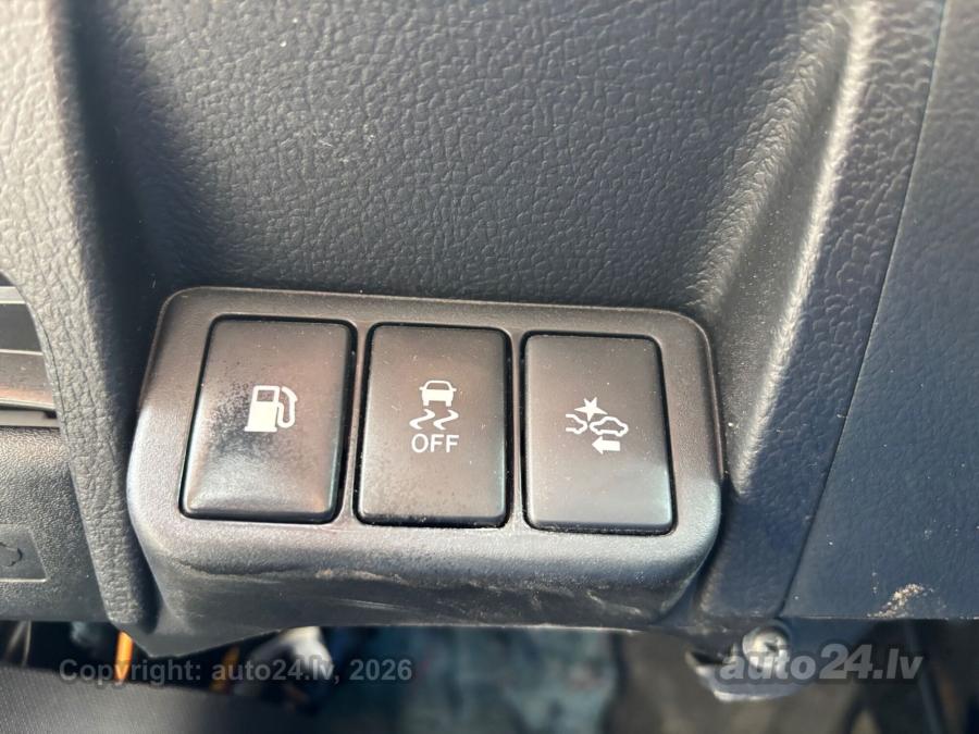 Smilšu krāsa Toyota Avensis 2017 Paide, ar dzinēja tilpumu 1.80 L un nobraukumu 174 tūkst. km par 10990 €, foto 18 vietnē AUTOMOTO.COM.LV