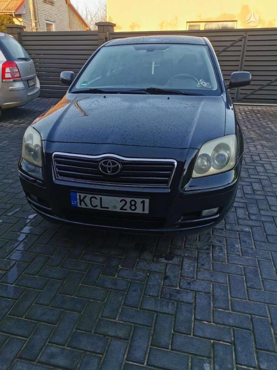 Melns Toyota Avensis 2003 Gargždai, ar dzinēja tilpumu 2.00 L un nobraukumu 340 tūkst. km par 800 €, foto 3 vietnē AUTOMOTO.COM.LV