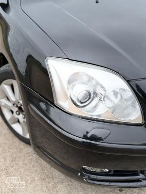 Черный Тойота Авенсис 2004 в Каунас, объемом двигателя 2.00 л и пробегом 300 тыс. км за 1850 €, фото 7 на AUTOMOTO.COM.LV