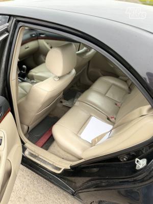 Черный Тойота Авенсис 2004 в Каунас, объемом двигателя 2.00 л и пробегом 300 тыс. км за 1850 €, фото 17 на AUTOMOTO.COM.LV