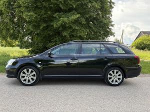 Black Toyota Avensis 2005 in Alytus, with an engine capacity of 2.00 L and mileage of 430 thousand km for 1900 €, photo 9 on AUTOMOTO.COM.LV