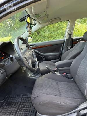 Black Toyota Avensis 2005 in Alytus, with an engine capacity of 2.00 L and mileage of 430 thousand km for 1900 €, photo 14 on AUTOMOTO.COM.LV
