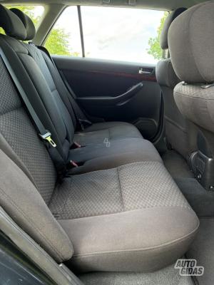 Black Toyota Avensis 2005 in Alytus, with an engine capacity of 2.00 L and mileage of 430 thousand km for 1900 €, photo 16 on AUTOMOTO.COM.LV