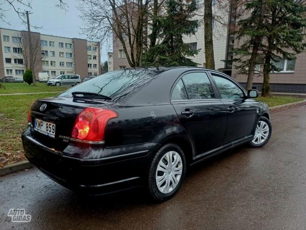 Black Toyota Avensis 2006 in Kaunas, with an engine capacity of 2.00 L and mileage of 232 thousand km for 1990 €, photo 1 on AUTOMOTO.COM.LV