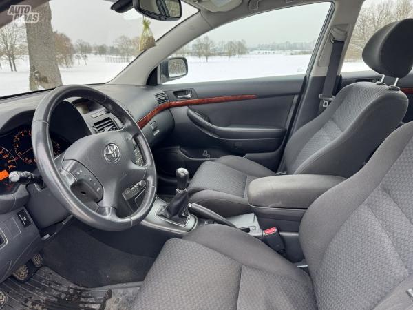 Melns Toyota Avensis 2006 Kauņa, ar dzinēja tilpumu 2.00 L un nobraukumu 259 tūkst. km par 1650 €, foto 5 vietnē AUTOMOTO.COM.LV