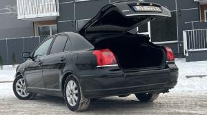 Melns Toyota Avensis 2006 Rīga, ar dzinēja tilpumu 2.20 L un nobraukumu 277 tūkst. km par 1990 €, foto 12 vietnē AUTOMOTO.COM.LV