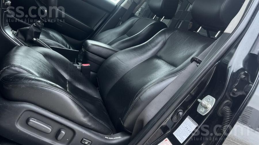 Melns Toyota Avensis 2006 Rīga, ar dzinēja tilpumu 2.20 L un nobraukumu 277 tūkst. km par 1990 €, foto 20 vietnē AUTOMOTO.COM.LV