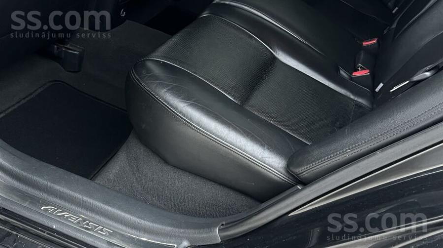 Melns Toyota Avensis 2006 Rīga, ar dzinēja tilpumu 2.20 L un nobraukumu 277 tūkst. km par 1990 €, foto 23 vietnē AUTOMOTO.COM.LV