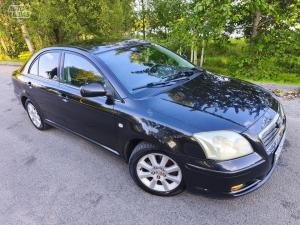 Black Toyota Avensis 2006 in Taurage, with an engine capacity of 2.20 L and mileage of 343 thousand km for 1750 €, photo 3 on AUTOMOTO.COM.LV