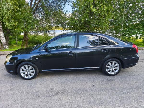 Black Toyota Avensis 2006 in Taurage, with an engine capacity of 2.20 L and mileage of 343 thousand km for 1750 €, photo 8 on AUTOMOTO.COM.LV