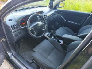 Black Toyota Avensis 2006 in Taurage, with an engine capacity of 2.20 L and mileage of 343 thousand km for 1750 €, photo 12 on AUTOMOTO.COM.LV