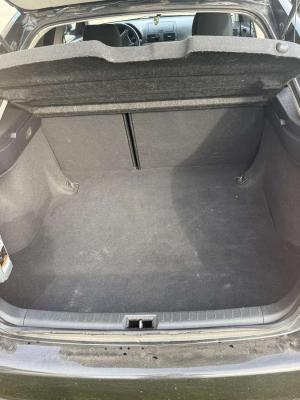 Black Toyota Avensis 2006 in Vilnius, with an engine capacity of 2.23 L and mileage of 300 thousand km for 2100 €, photo 5 on AUTOMOTO.COM.LV