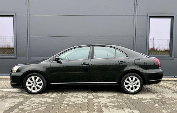 Melns Toyota Avensis 2007 Viļņa, ar dzinēja tilpumu 2.20 L un nobraukumu 322 tūkst. km par 1790 €, foto 2 vietnē AUTOMOTO.COM.LV