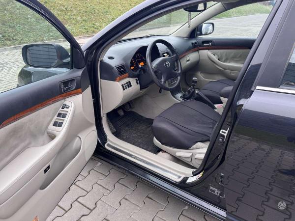 Melns Toyota Avensis 2007 Viļņa, ar dzinēja tilpumu 2.20 L un nobraukumu 322 tūkst. km par 1790 €, foto 10 vietnē AUTOMOTO.COM.LV