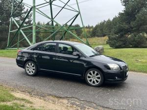 Black Toyota Avensis 2007 in Riga, with an engine capacity of 2.00 L and mileage of 247 thousand km for 3200 €, photo 4 on AUTOMOTO.COM.LV