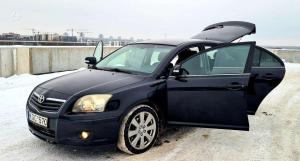 Black Toyota Avensis 2008 in Vilnius, with an engine capacity of 2.00 L and mileage of 302 thousand km for 1650 €, photo 19 on AUTOMOTO.COM.LV