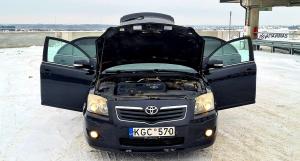 Black Toyota Avensis 2008 in Vilnius, with an engine capacity of 2.00 L and mileage of 302 thousand km for 1650 €, photo 20 on AUTOMOTO.COM.LV
