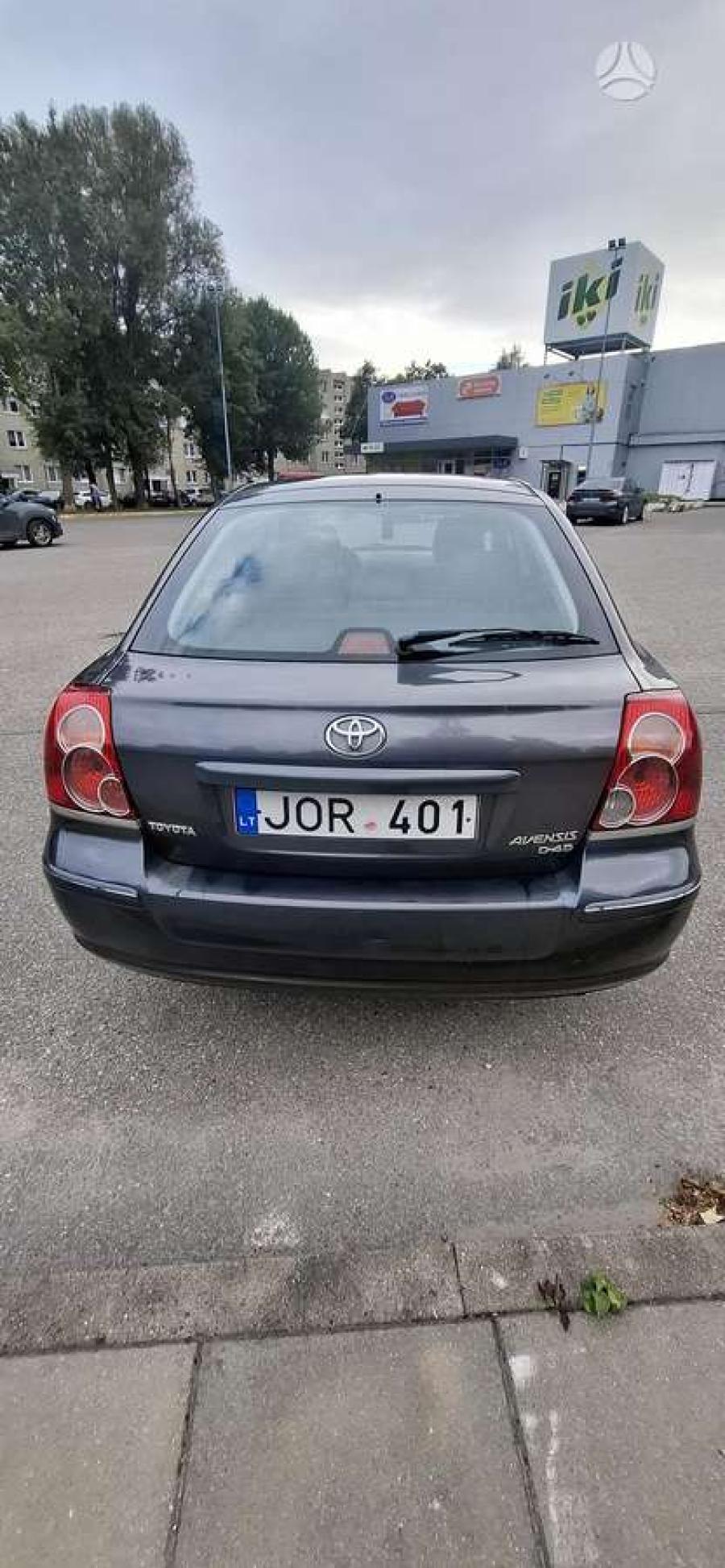 Черный Тойота Авенсис 2009 в Кедайняй, объемом двигателя 1.90 л и пробегом 400 тыс. км за 2200 €, фото 5 на AUTOMOTO.COM.LV