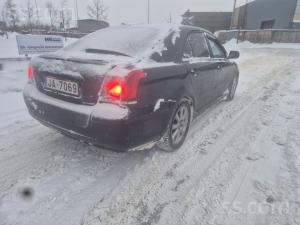 Melns Toyota Avensis 2003 Daugavpils, ar dzinēja tilpumu 2.00 L un nobraukumu 358 tūkst. km par 1150 €, foto 3 vietnē AUTOMOTO.COM.LV