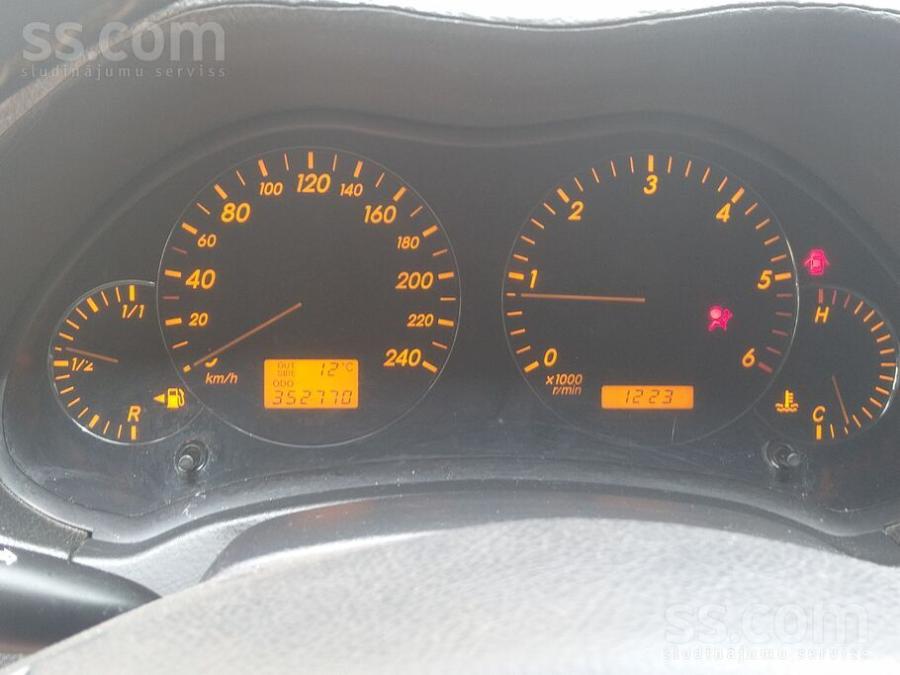 Черный Тойота Авенсис 2003 в Рига, объемом двигателя 2.00 л и пробегом 353 тыс. км за 750 €, фото 5 на AUTOMOTO.COM.LV