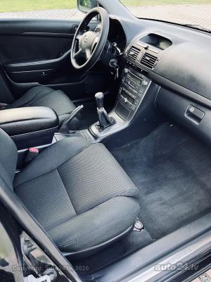 Melns Toyota Avensis 2004 Tallina, ar dzinēja tilpumu 2.00 L un nobraukumu 301 tūkst. km par 1999 €, foto 10 vietnē AUTOMOTO.COM.LV