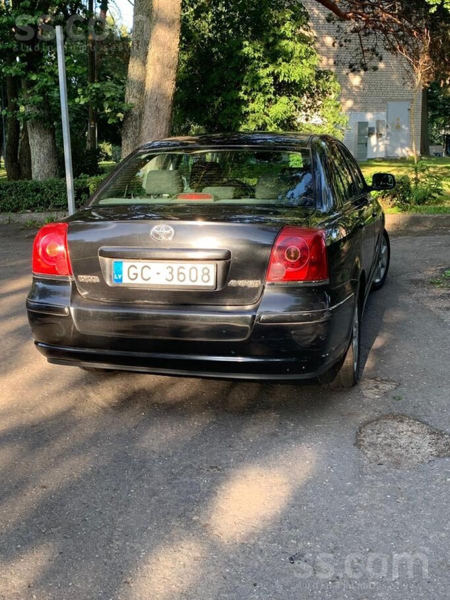Black Toyota Avensis 2004 in Riga, with an engine capacity of 1.80 L and mileage of 150 thousand km for 1900 €, photo 9 on AUTOMOTO.COM.LV