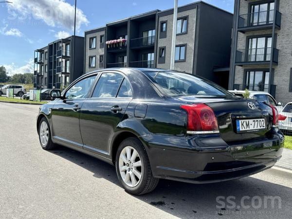 Toyota Avensis 2004 Rīga vietnē Melns Toyota Avensis 2004 Rīga, ar dzinēja tilpumu 2.00 L un nobraukumu 376 tūkst. km par 1500 €, foto 5 vietnē AUTOMOTO.COM.LV