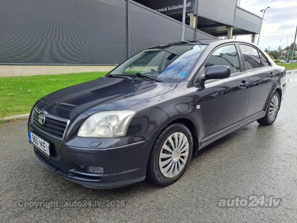 Black Toyota Avensis 2004 in Tallinn, with an engine capacity of 2.00 L and mileage of 290 thousand km for 2499 €, photo 3 on AUTOMOTO.COM.LV