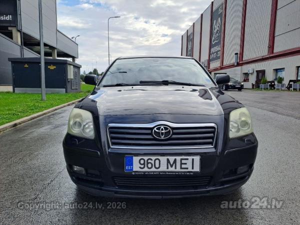 Black Toyota Avensis 2004 in Tallinn, with an engine capacity of 2.00 L and mileage of 290 thousand km for 2499 €, photo 7 on AUTOMOTO.COM.LV