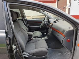 Melns Toyota Avensis 2004 Tallina, ar dzinēja tilpumu 2.00 L un nobraukumu 290 tūkst. km par 2499 €, foto 8 vietnē AUTOMOTO.COM.LV
