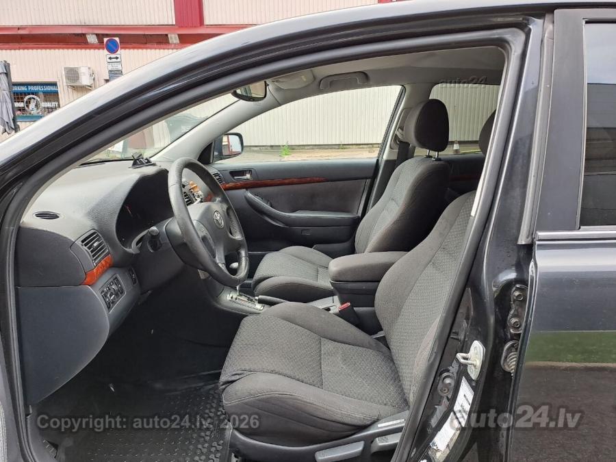 Melns Toyota Avensis 2004 Tallina, ar dzinēja tilpumu 2.00 L un nobraukumu 290 tūkst. km par 2499 €, foto 10 vietnē AUTOMOTO.COM.LV