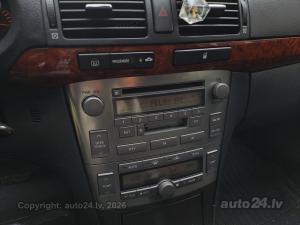 Melns Toyota Avensis 2004 Tallina, ar dzinēja tilpumu 2.00 L un nobraukumu 290 tūkst. km par 2499 €, foto 15 vietnē AUTOMOTO.COM.LV