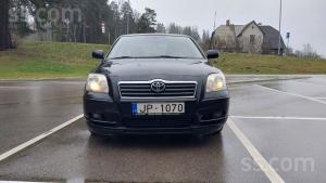 Melns Toyota Avensis 2005 Alūksne, ar dzinēja tilpumu 2.20 L un nobraukumu 0 tūkst. km par 1200 €, foto 3 vietnē AUTOMOTO.COM.LV