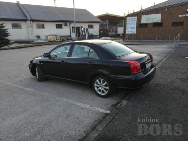 Black Toyota Avensis 2005 in Tartu, with an engine capacity of 0.00 L and mileage of 282 thousand km for 2699 €, photo 3 on AUTOMOTO.COM.LV