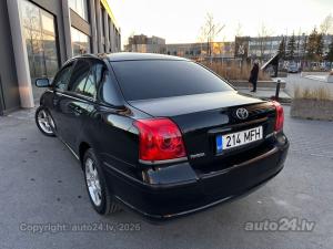Melns Toyota Avensis 2005 Tallina, ar dzinēja tilpumu 1.80 L un nobraukumu 347 tūkst. km par 3499 €, foto 13 vietnē AUTOMOTO.COM.LV
