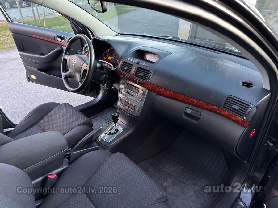 Melns Toyota Avensis 2005 Tallina, ar dzinēja tilpumu 1.80 L un nobraukumu 347 tūkst. km par 3499 €, foto 22 vietnē AUTOMOTO.COM.LV