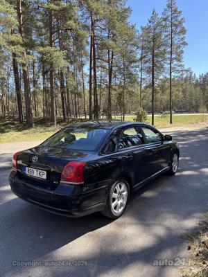 Melns Toyota Avensis 2005 Tallina, ar dzinēja tilpumu 2.00 L un nobraukumu 226 tūkst. km par 2700 €, foto 5 vietnē AUTOMOTO.COM.LV