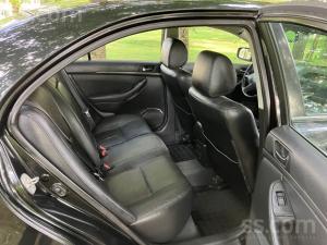 Melns Toyota Avensis 2005 Jelgava, ar dzinēja tilpumu 2.00 L un nobraukumu 287 tūkst. km par 1650 €, foto 16 vietnē AUTOMOTO.COM.LV