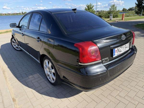 Melns Toyota Avensis 2005 Klaipėda, ar dzinēja tilpumu 2.36 L un nobraukumu 200 tūkst. km par 2000 €, foto 8 vietnē AUTOMOTO.COM.LV