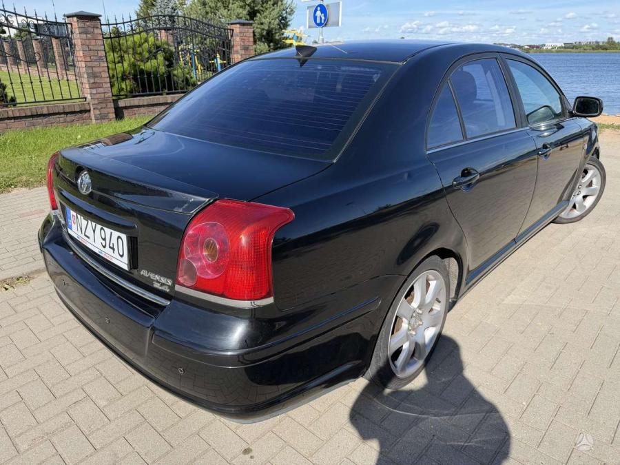 Черный Тойота Авенсис 2005 в Клайпеда, объемом двигателя 2.36 л и пробегом 200 тыс. км за 2000 €, фото 16 на AUTOMOTO.COM.LV