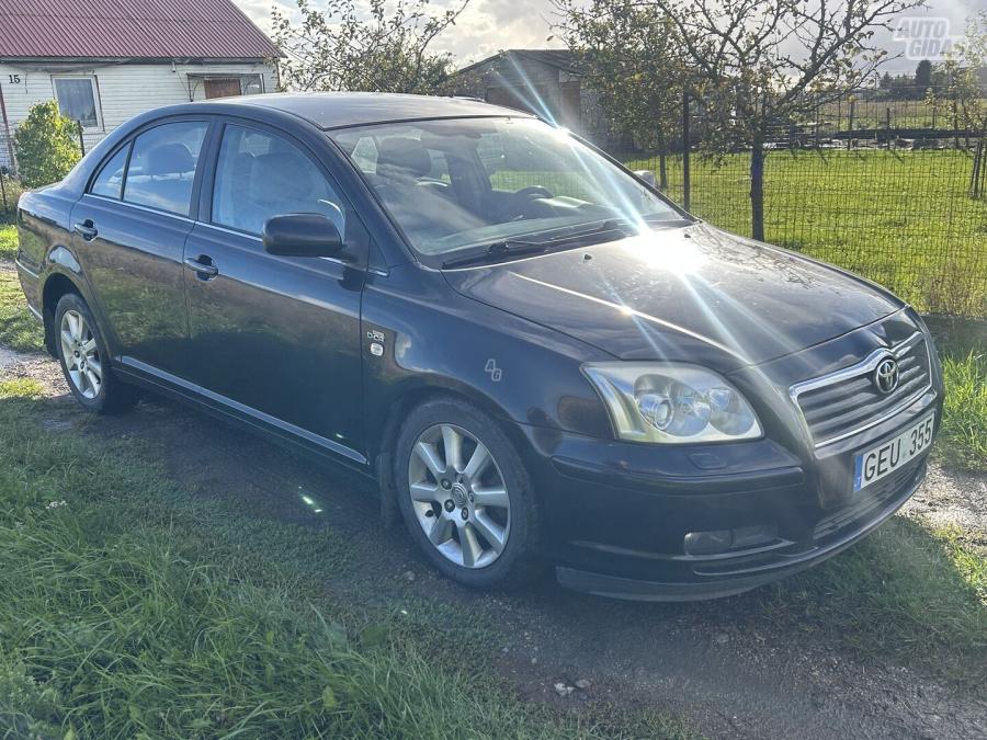 Черный Тойота Авенсис 2005 в Мариямполе, объемом двигателя 2.20 л и пробегом 333 тыс. км за 1100 €, фото 4 на AUTOMOTO.COM.LV