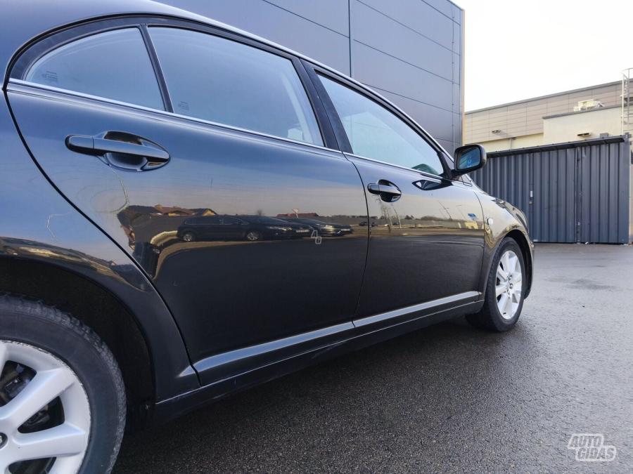 Black Toyota Avensis 2006 in Kaunas, with an engine capacity of 2.00 L and mileage of 355 thousand km for 1500 €, photo 9 on AUTOMOTO.COM.LV