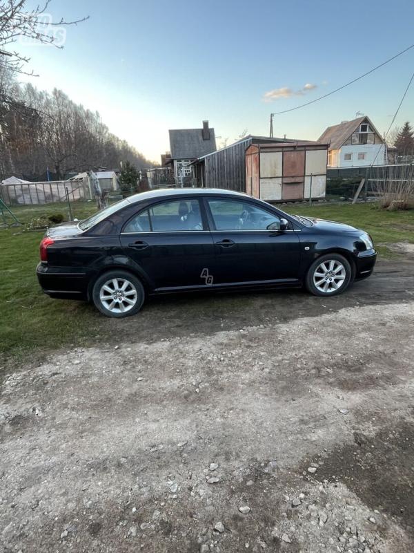Melns Toyota Avensis 2006 Klaipėda, ar dzinēja tilpumu 2.00 L un nobraukumu 298 tūkst. km par 1200 €, foto 4 vietnē AUTOMOTO.COM.LV